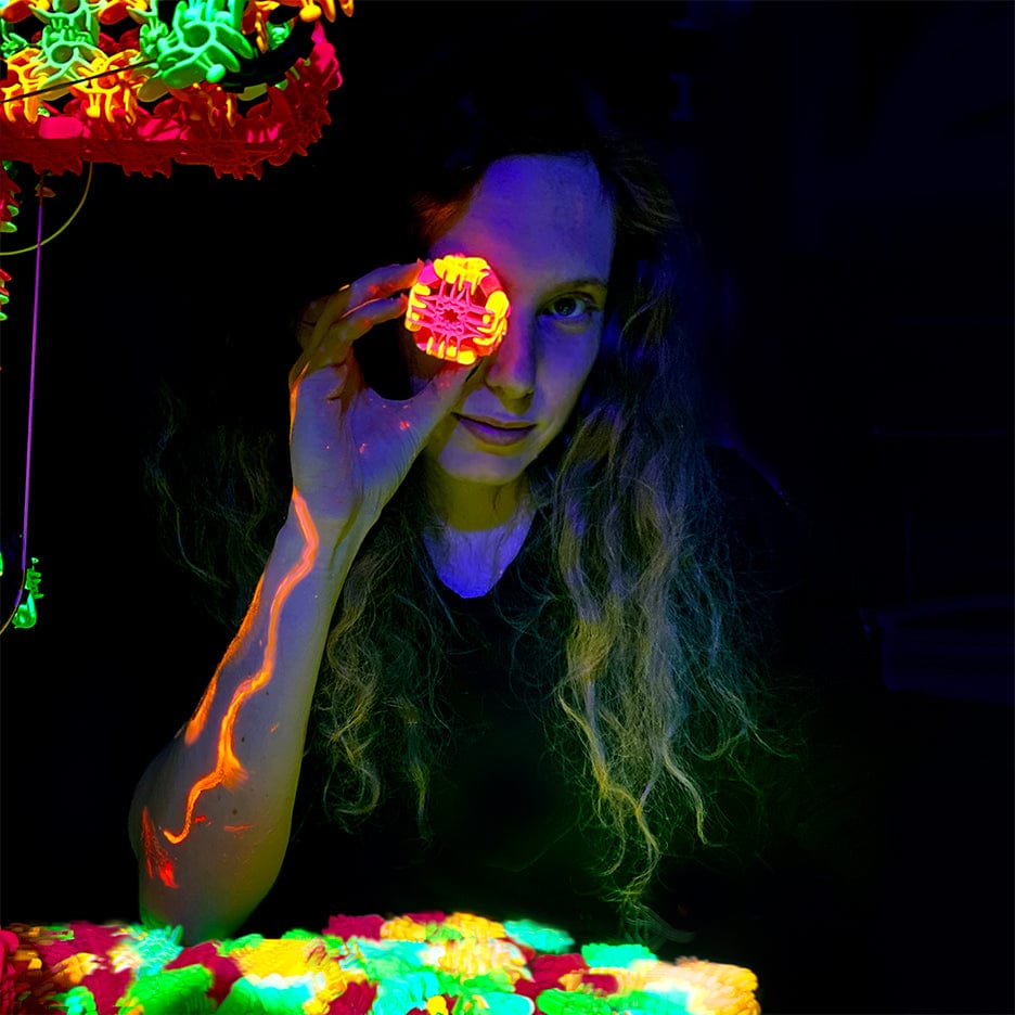 Neon Engineer – LUX BLOX